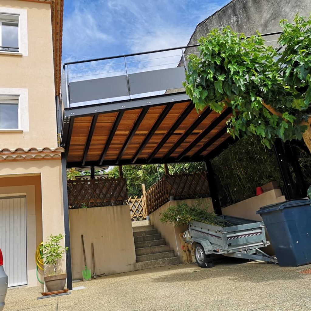 Terrasse suspendue en acier et bois - Caveirac (Gard 30) - FMG Metal Studio